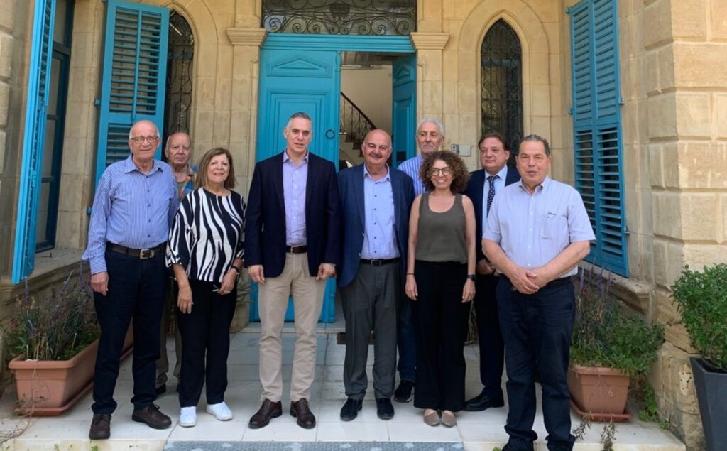 Στο πλευρό του προσφυγικού κόσμου – Συνάντηση του Προέδρου και ...